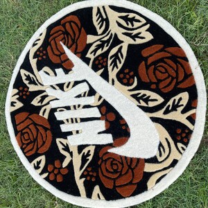 Nike Tufted Rugs Gold Beige 2.5x2.5 Ft Round Rugs Wall Art Decor ...