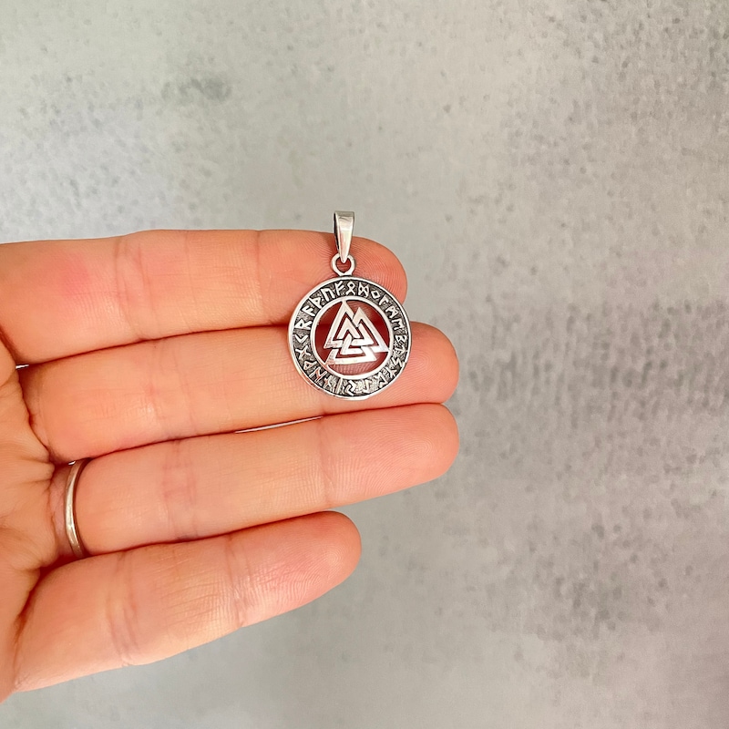 Valknut - Etsy