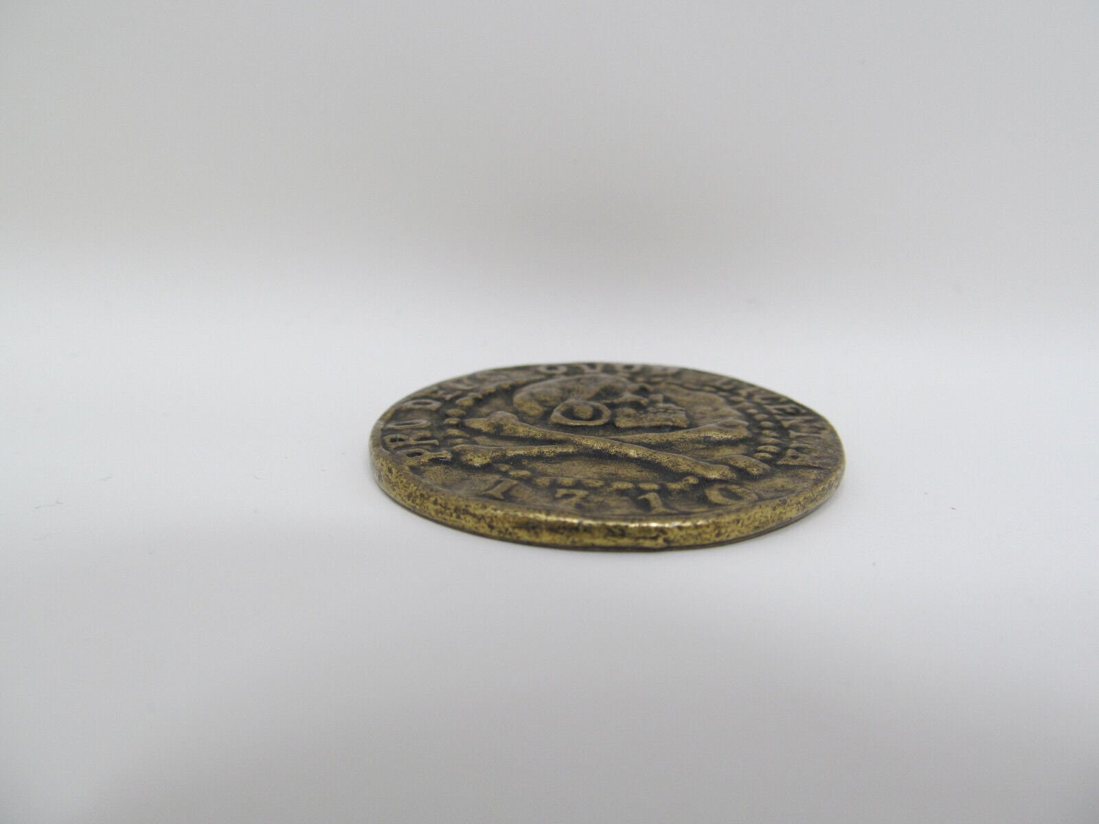 Uncharted 4 Best Buy Promo Collector Coin Skull Pirate Ship 1.5" Gold ...