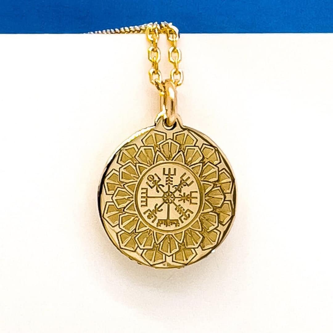 14K Gold Pagan Compass Pendant, Vegvisir Compass Necklace, Gold Viking ...