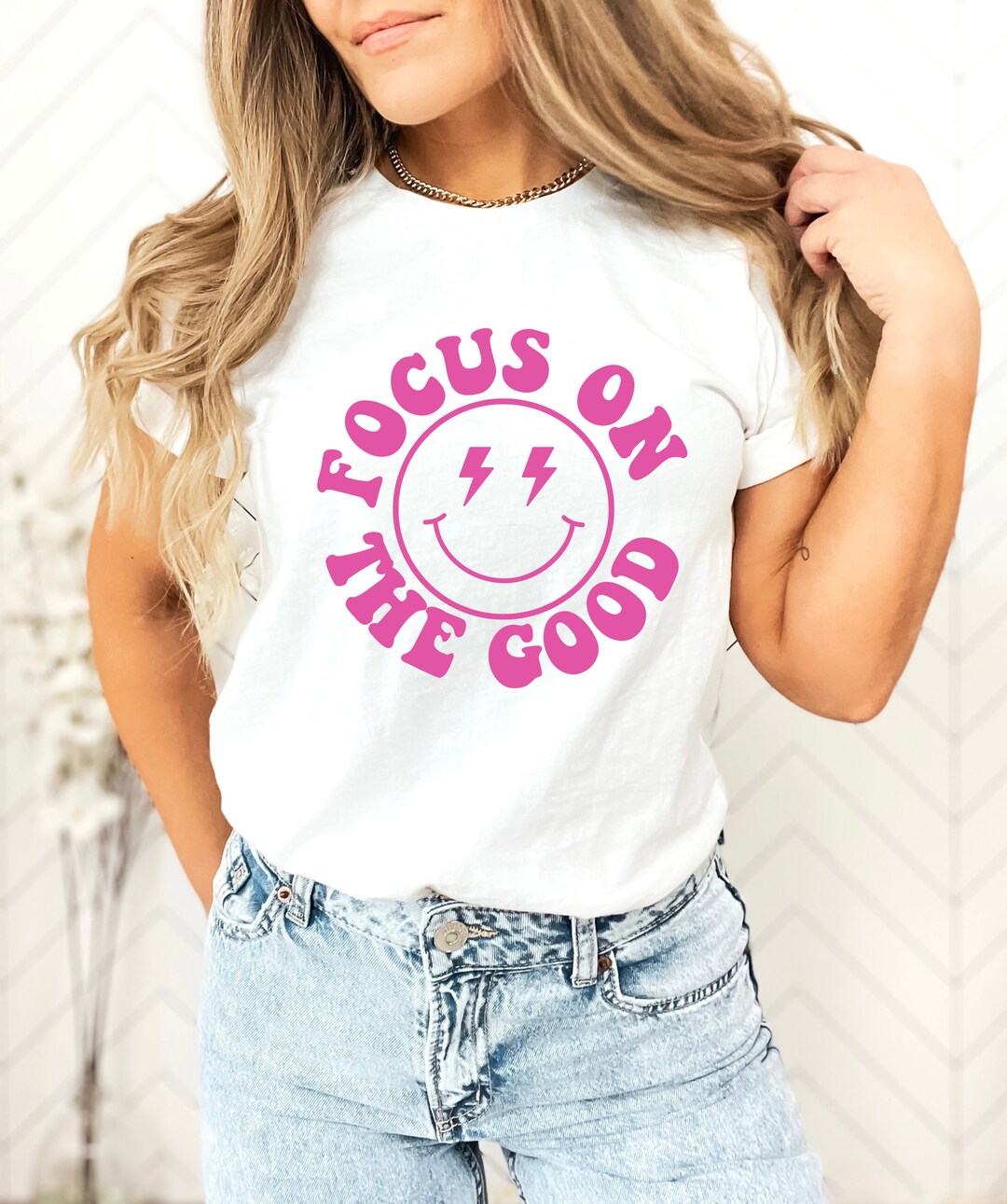 Focus on the Good Smiley - Pink Screen Print Transfer, Matte Print, DIY ...