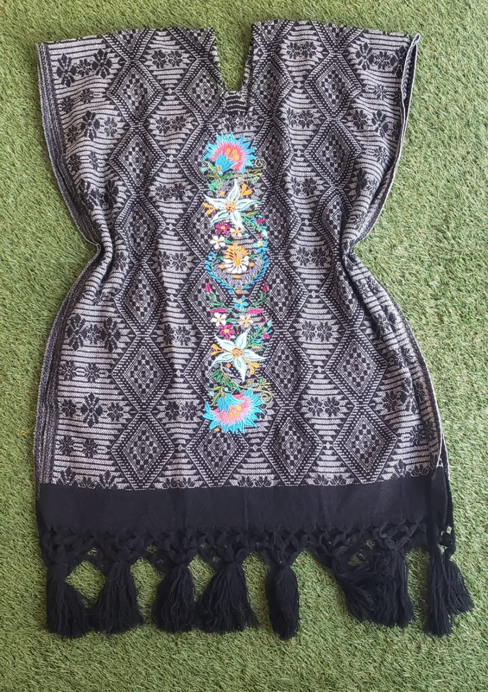 Gabán Mexicano Largo Gaban Bordado Poncho Mexicano | Etsy