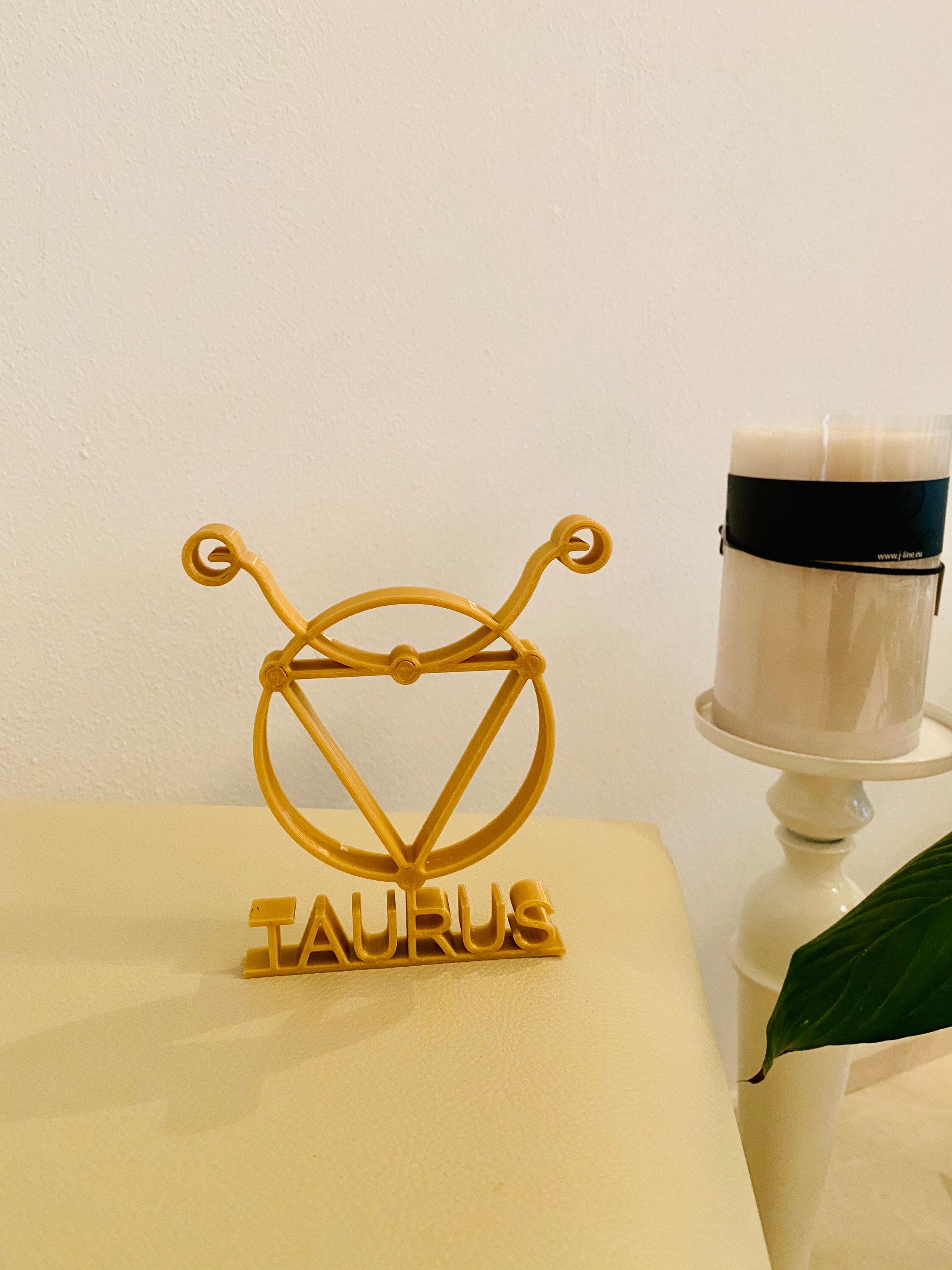 Taurus Zodiac Symbol Tabletop Plastic Figure Minimalist - Etsy