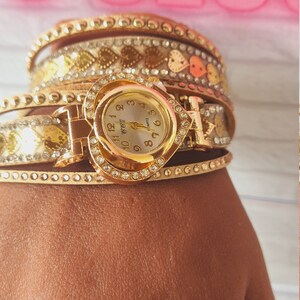 Gold Watch, Nail Set, Press on Nails, Glue on Nails - Etsy