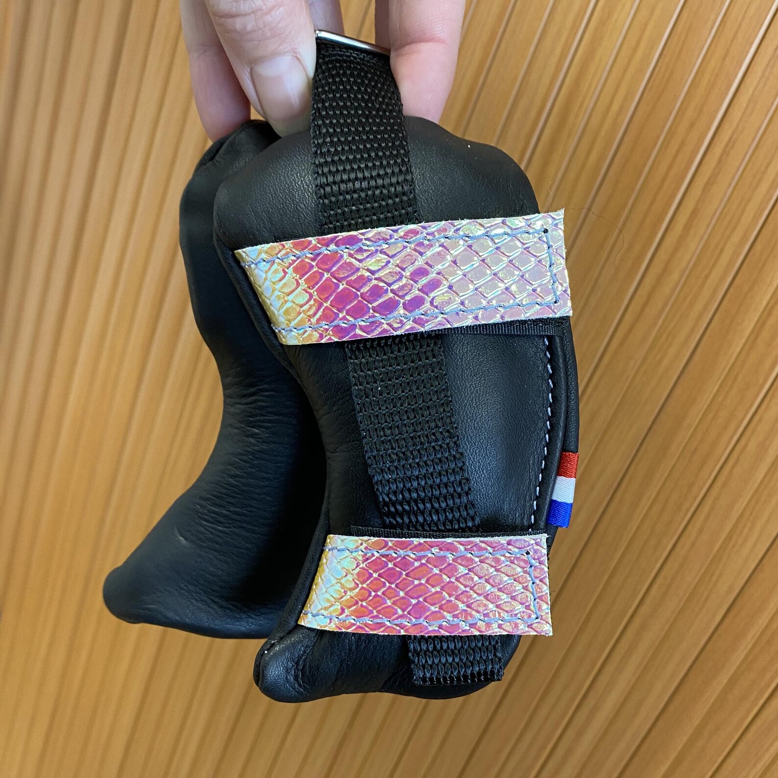 Customizable Poll Pad Relieving the Cervical Spine, Adaptable to ...