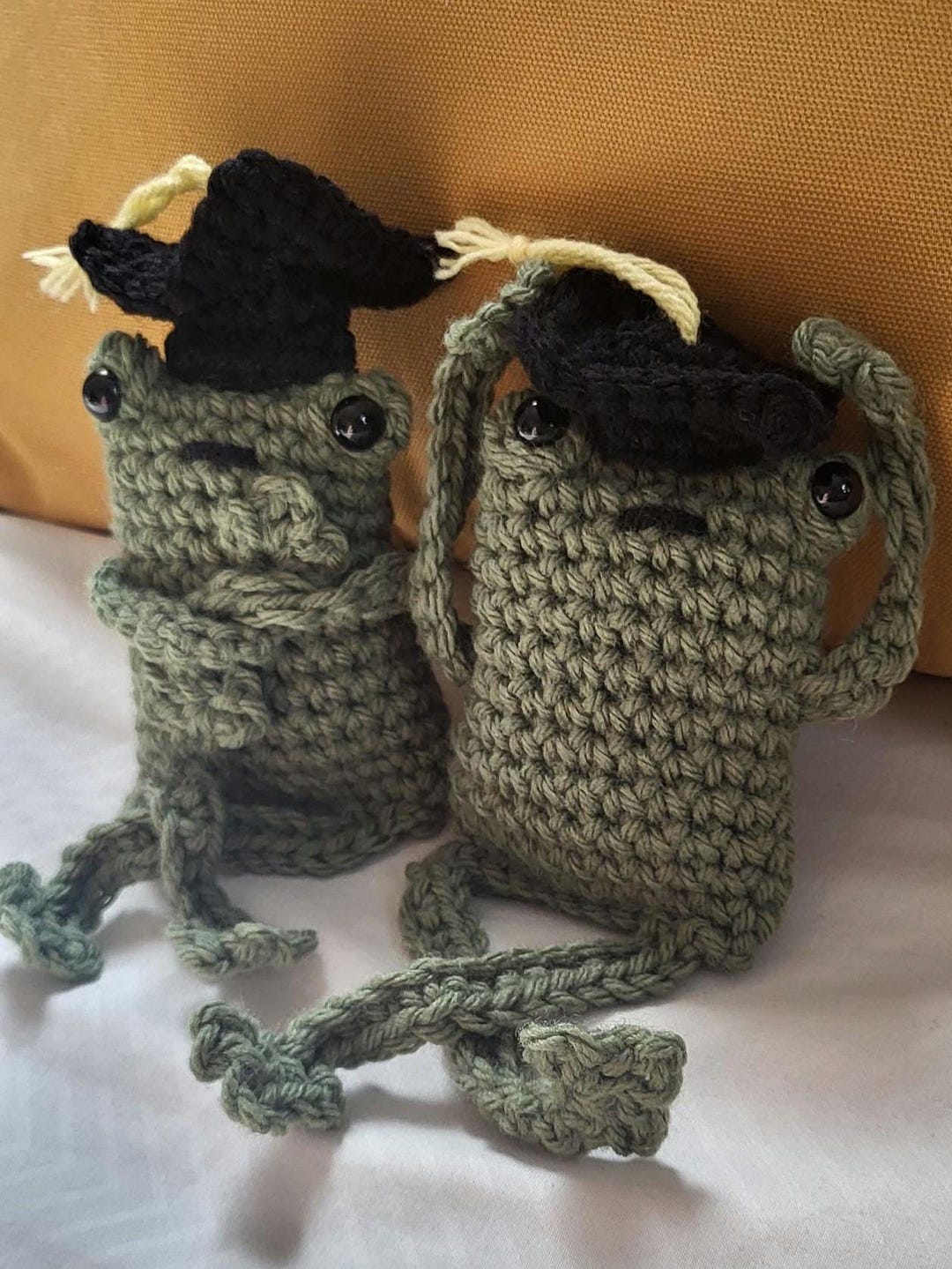 Graduation Frog | Crochet Frog Friend | Desk Buddy | Graduation Gift - Etsy