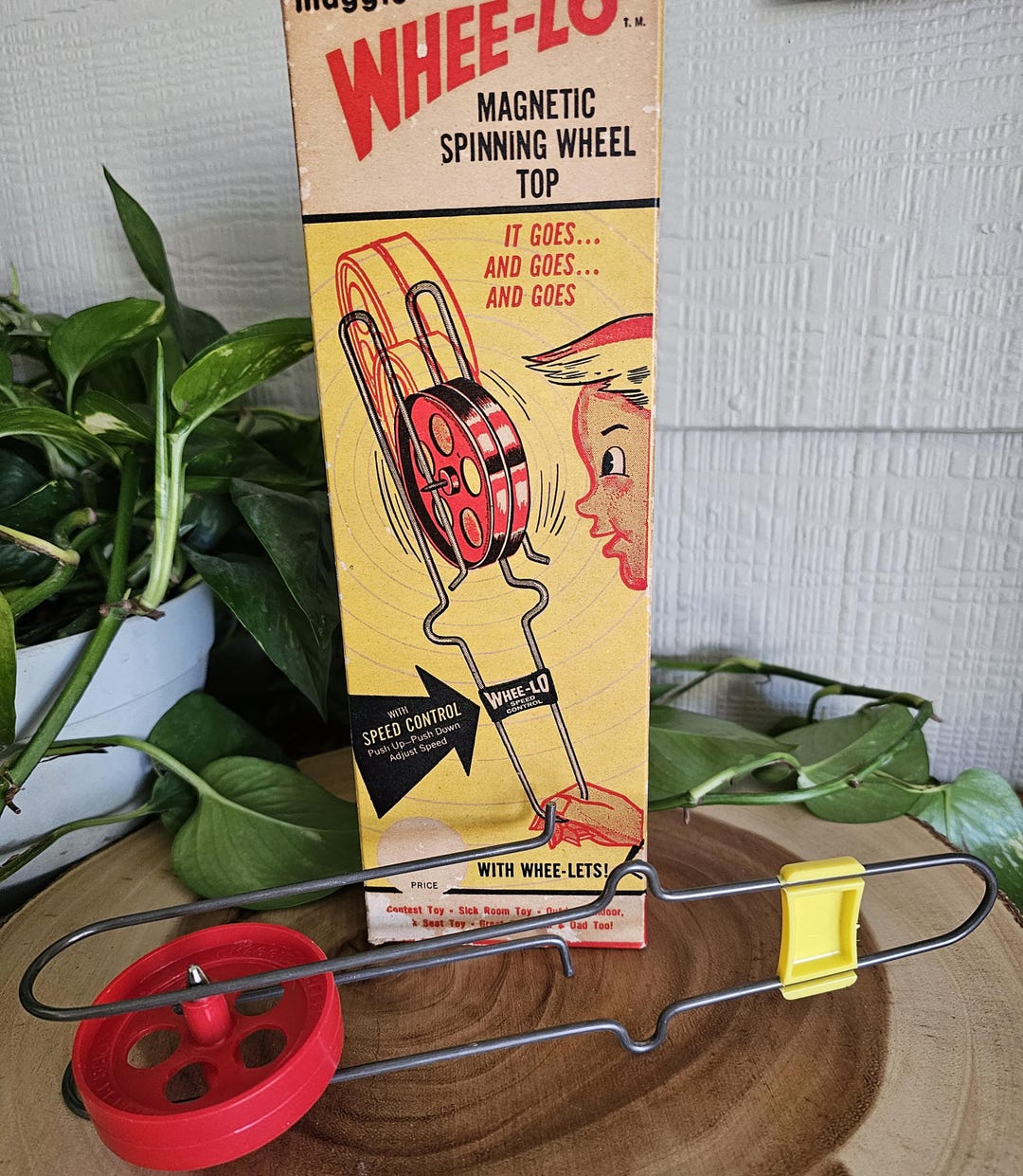 Vintage Whee-lo Magnetic Spinning Wheel Top Toy Maggie Original Box W ...