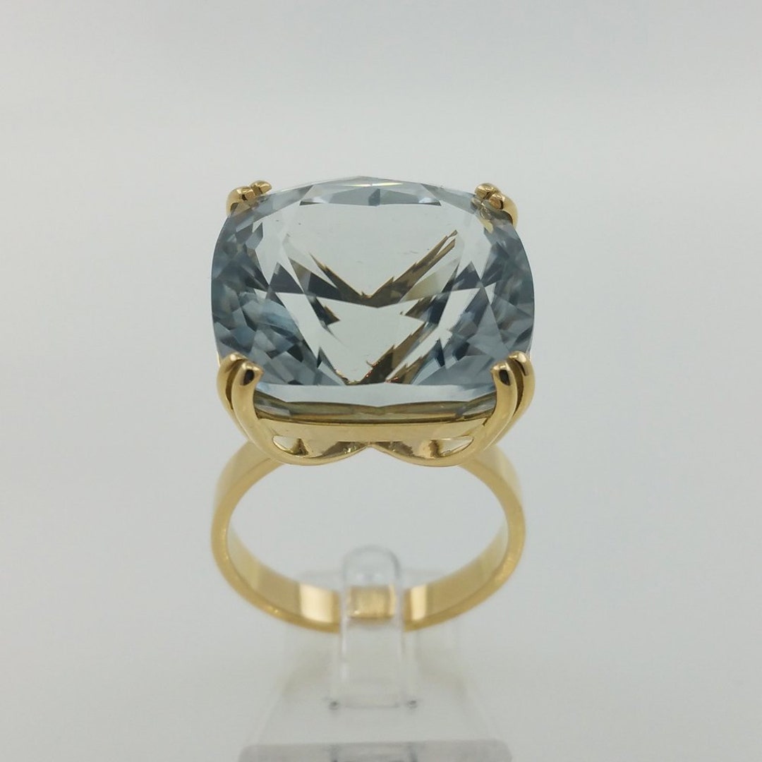 Yellow Gold Ring With Spectacular Natural Blue Spodumene of - Etsy