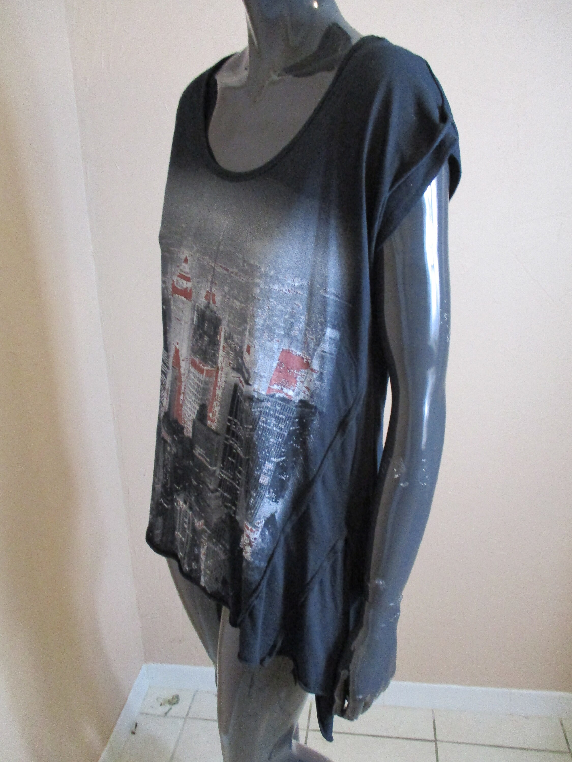Vintage Tee Shirt With City Design . Vintage Tee Shirt\boho Tee Shirt ...