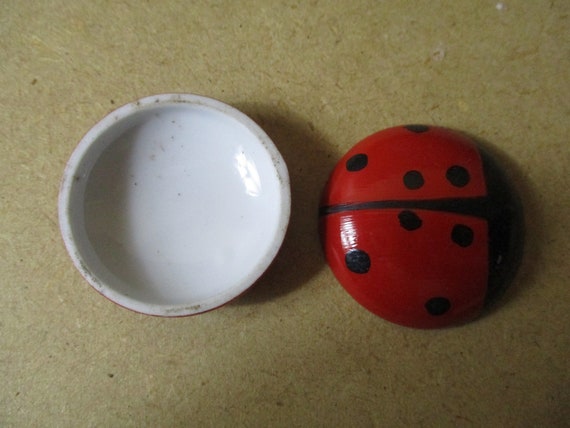 Vintage hand painted Limoges pill box. Limoges\pill… - Gem