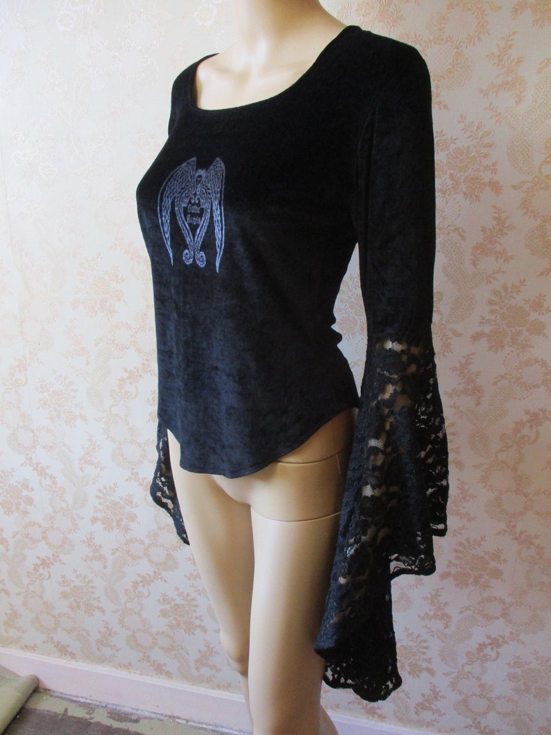 Vintage Velvet Gothic Top by Dark Star . Gothic\velvet\retro\evening ...