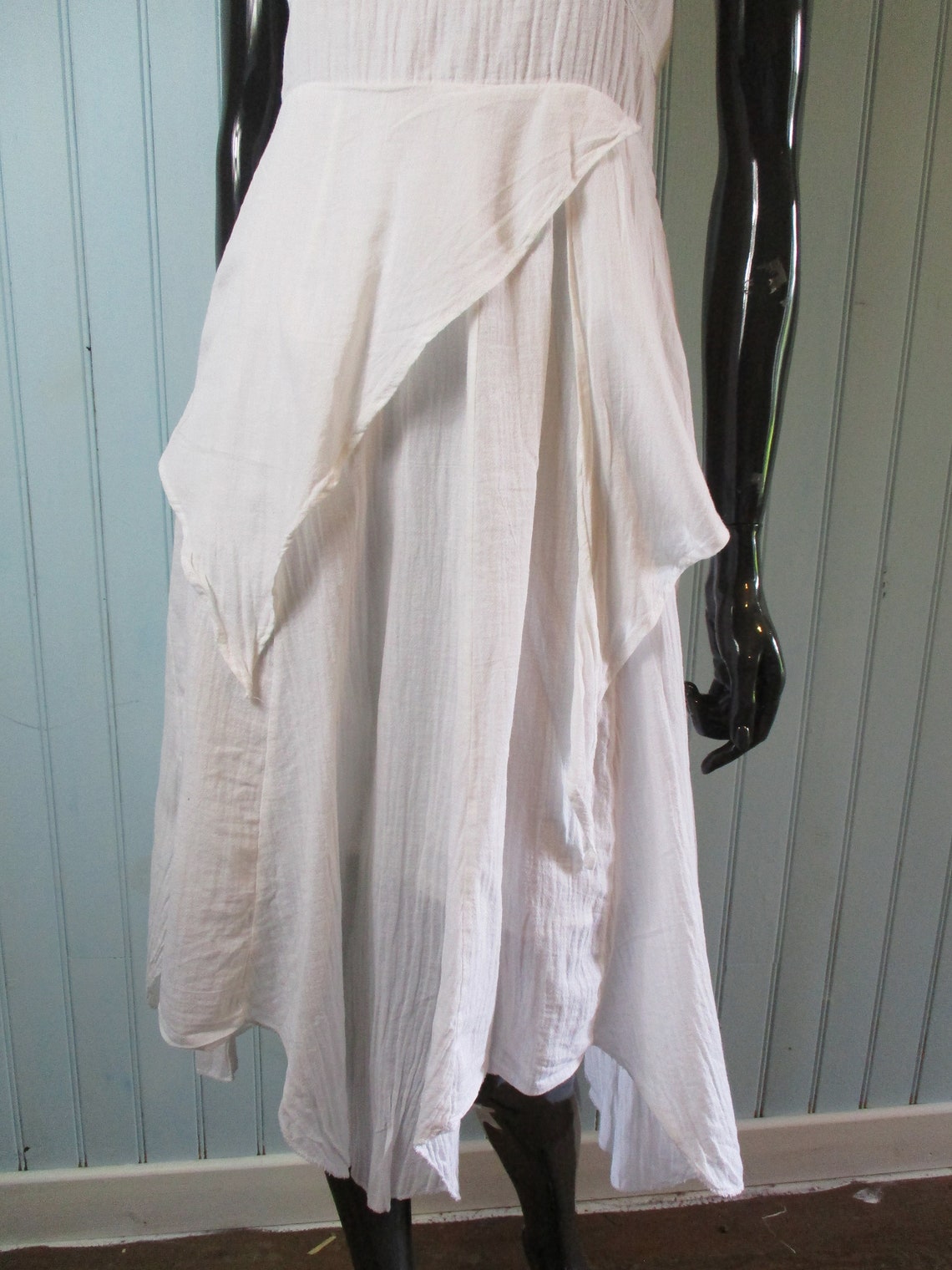 White Cheese Cloth Flouncy Summer Dress. Vintage - Etsy UK