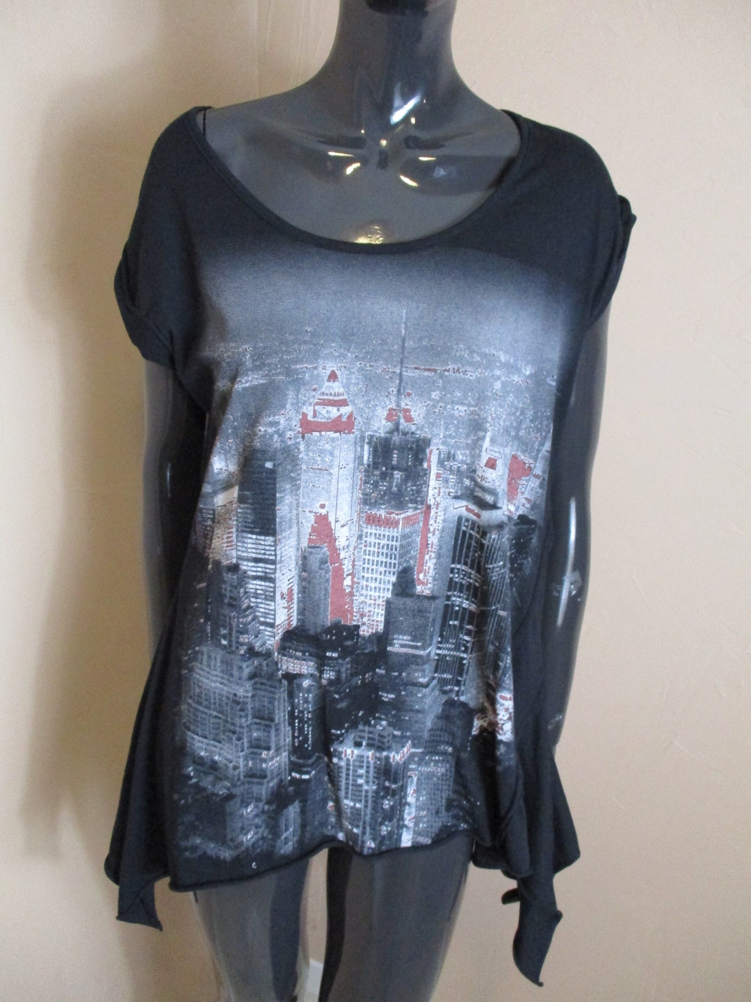 Vintage Tee Shirt With City Design . Vintage Tee Shirt\boho Tee Shirt ...