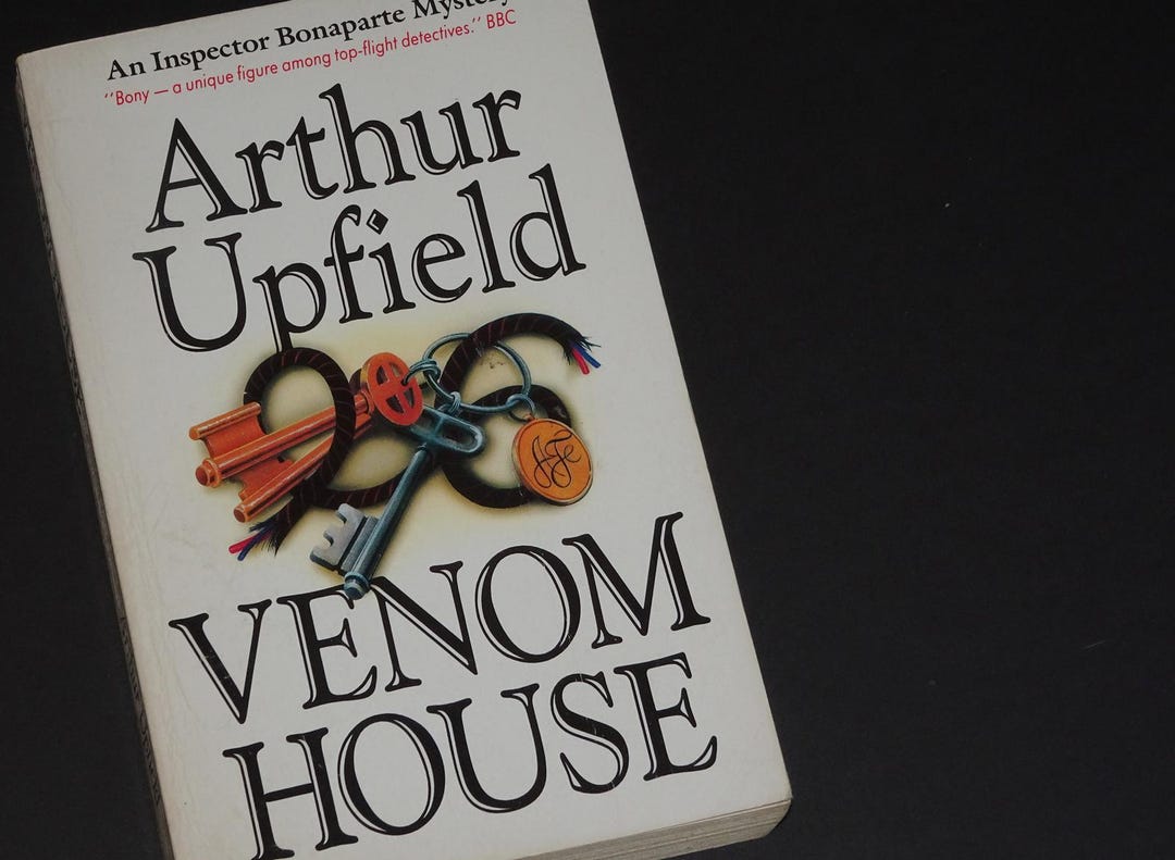 Venom House by Arthur Upfield / Hinkler Books Australia 1994 / Crime ...
