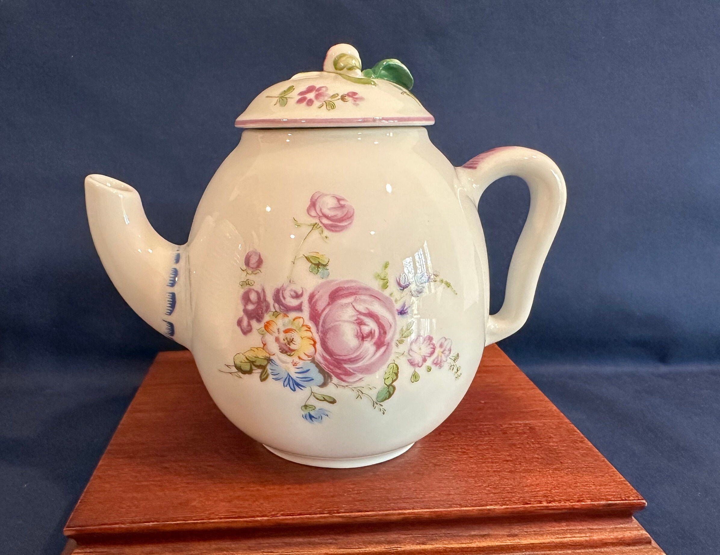 Victoria and Albert Miniature Teapot Series "mennecy" Fine Porcelain ...
