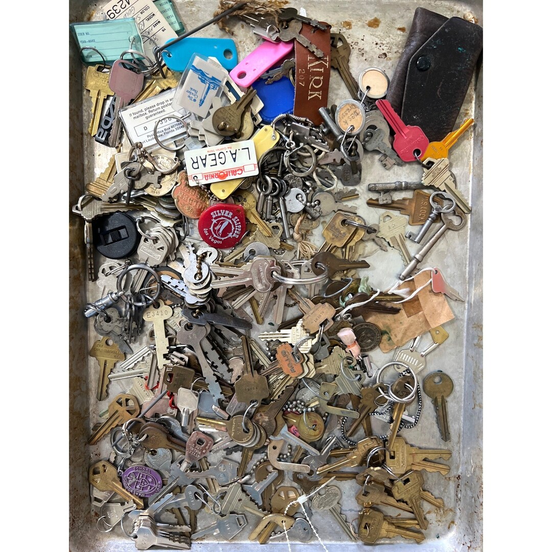 Large LOT Old Keys Brass Metal Skeleton Master National Corbin USPS ...