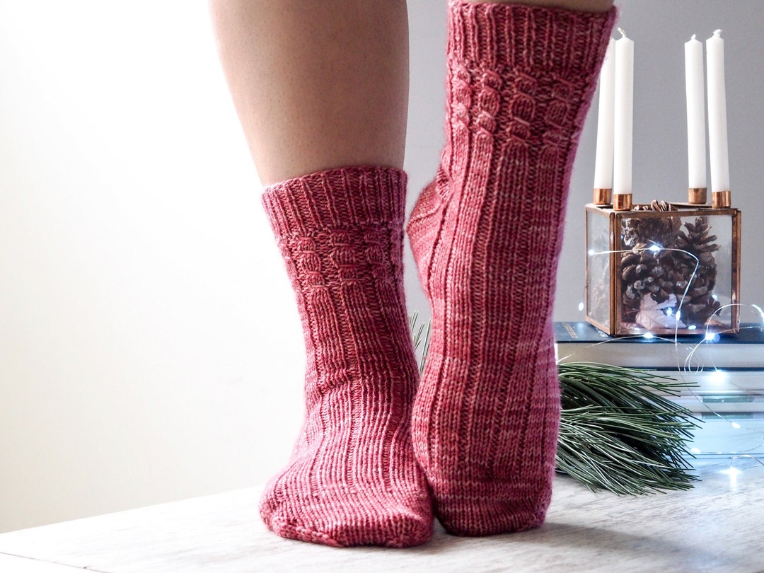 KNITTING PATTERN - Easy Sock Knitting Pattern - Homebody Socks ...