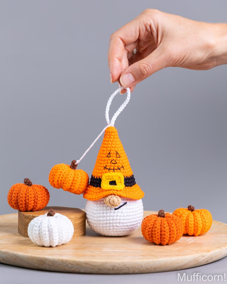 Crochet Halloween Keychain Pattern, Crochet Pumpkin Pattern, Halloween ...