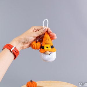 Crochet Halloween Keychain Pattern, Crochet Pumpkin Pattern, Halloween ...