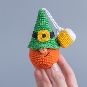 Crochet Keychain Pattern for St Patricks Day, Crochet Pattern ...