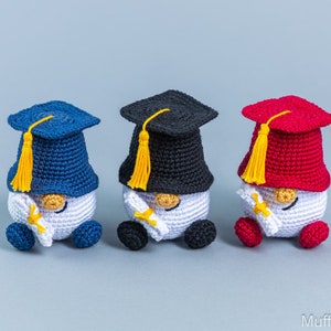 Crochet Patterns Graduation Gnomes, Crochet Keychain Pattern ...