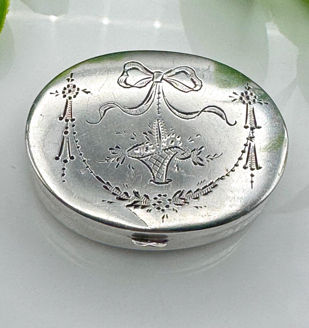 Edwardian Birmingham 1918 Sterling Silver & Gold Gilt Pill Box Crisford ...