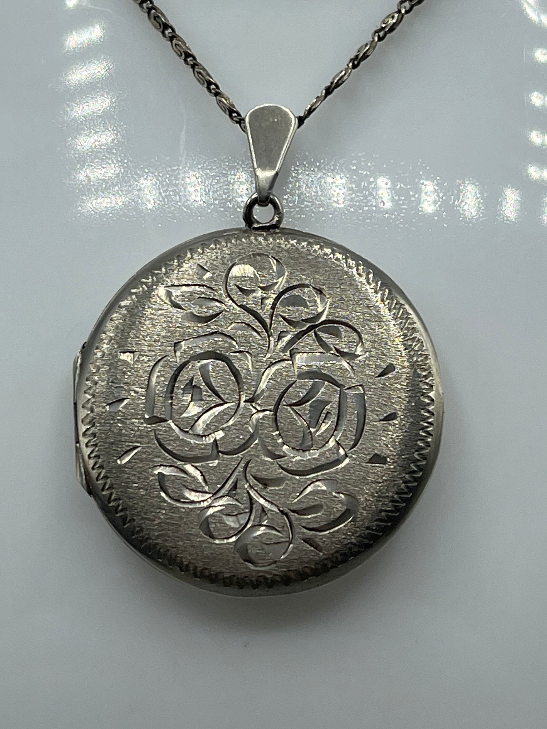 Vintage Large Sterling Silver Locket & Chain Joseph Smith 1974 | Etsy