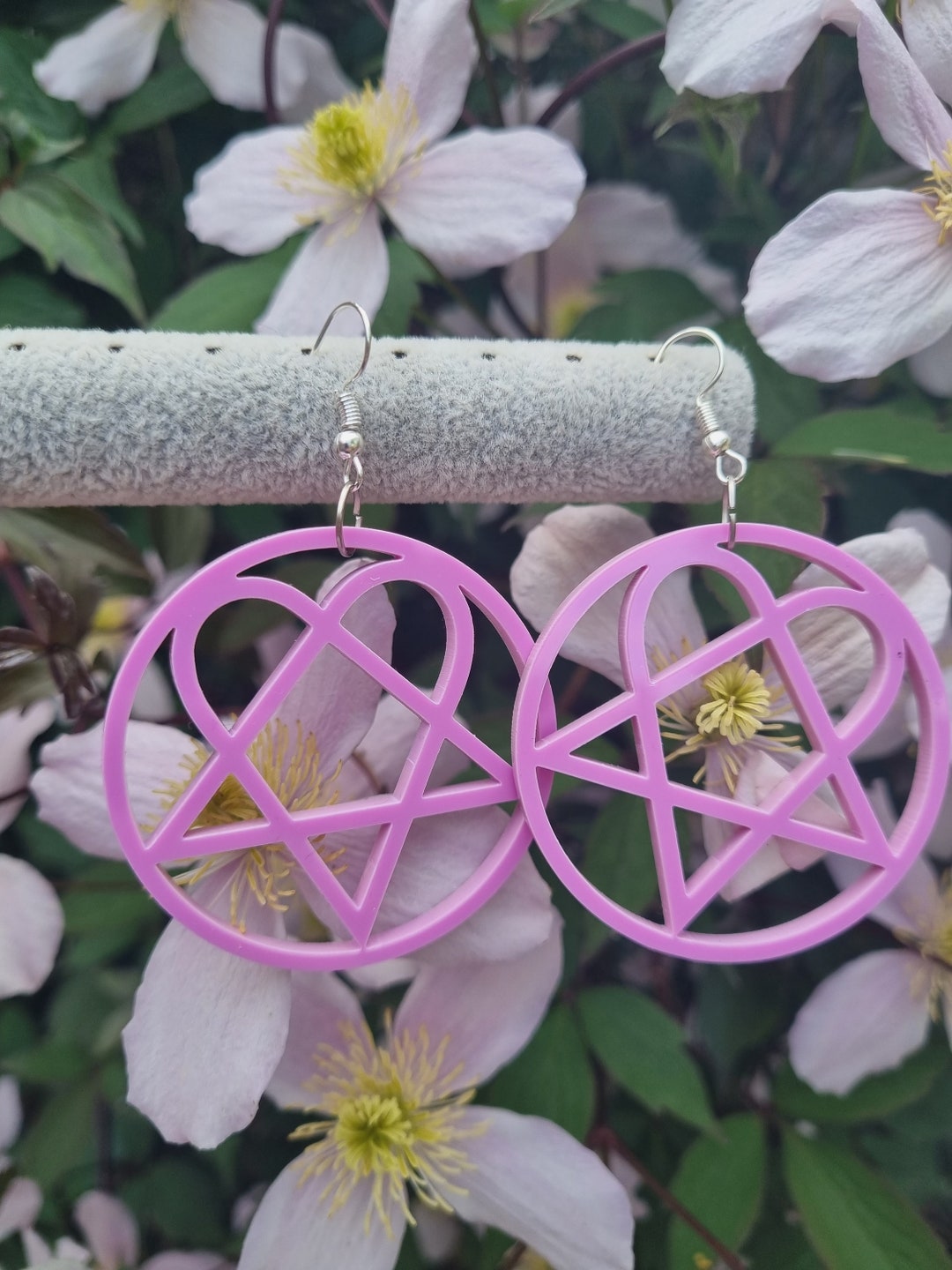 Pastel Pink Heartagram HIM Inspired Earrings Ville Valo Acrylic ...