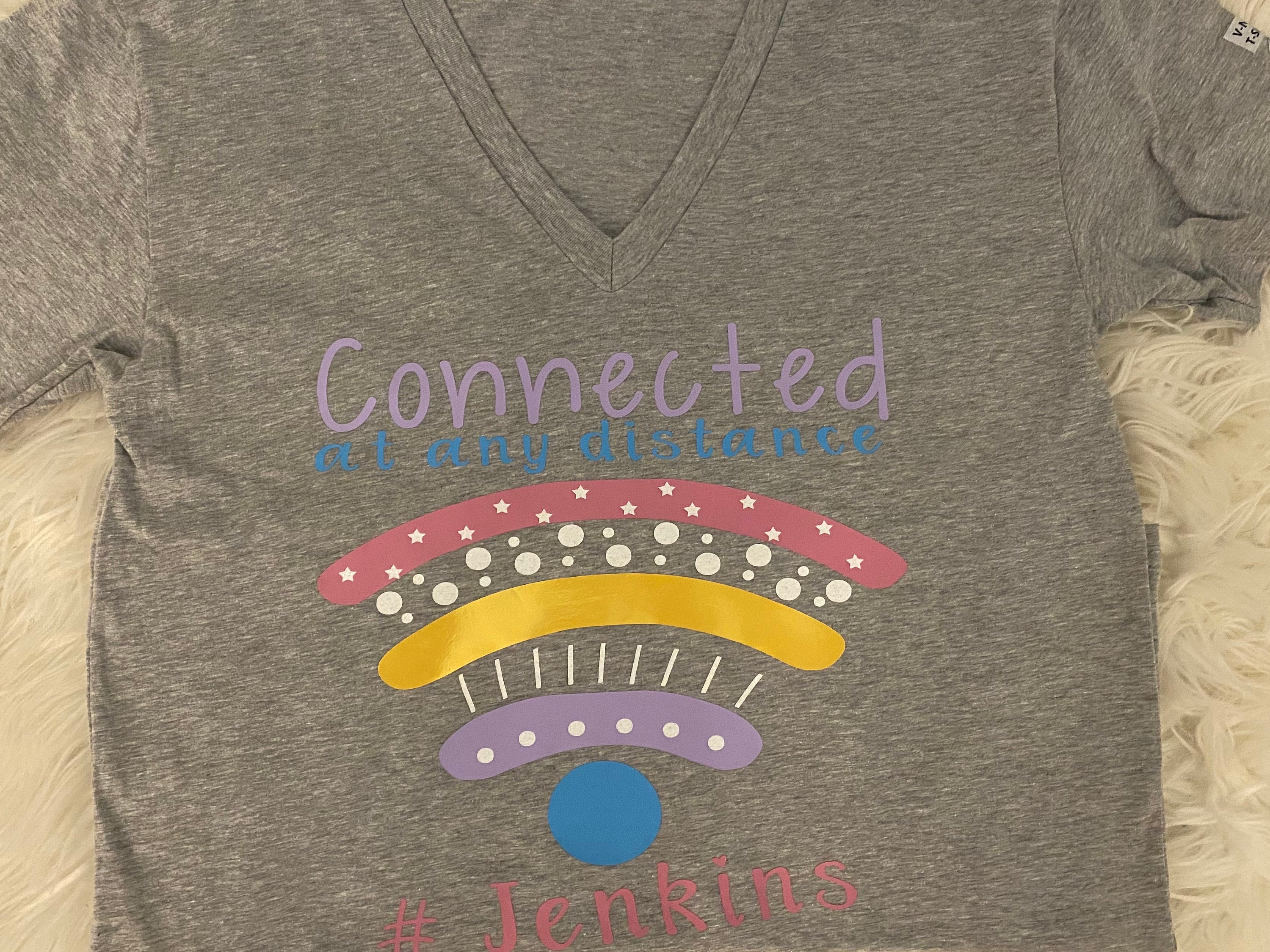 Connecté à distance, T-shirts, T-shirt personnalisé, tee-shirt gris ...