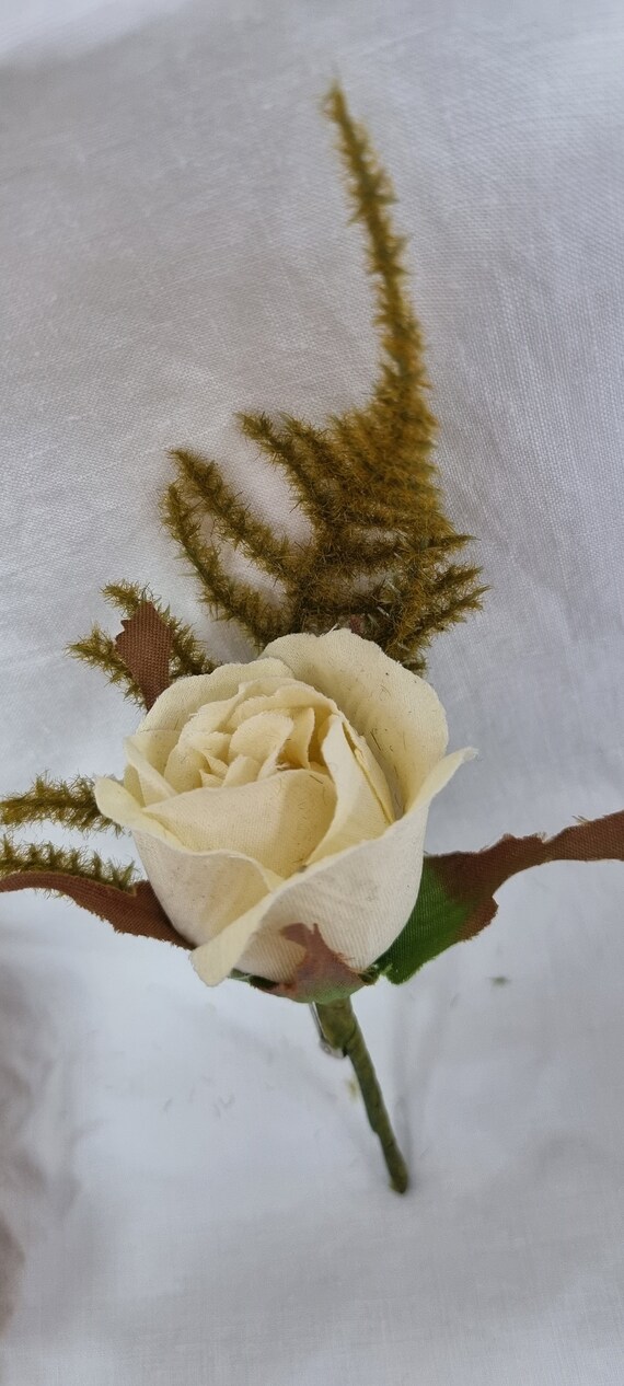 1950's Cream Silk Buttonhole Corsages - Gem