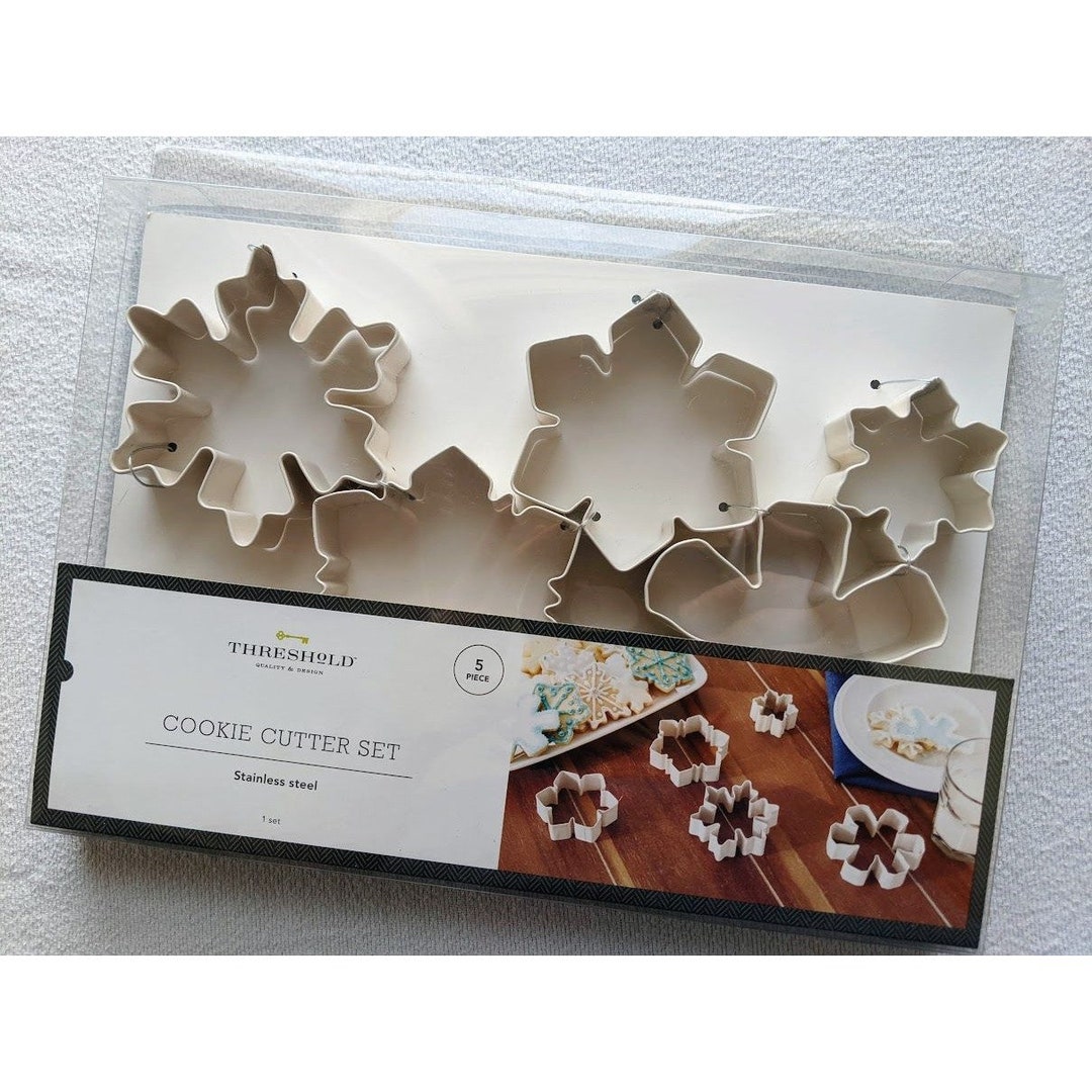 Threshold 5 Piece Snowflake Cookie Cutter Set Stainless Steel Christmas ...