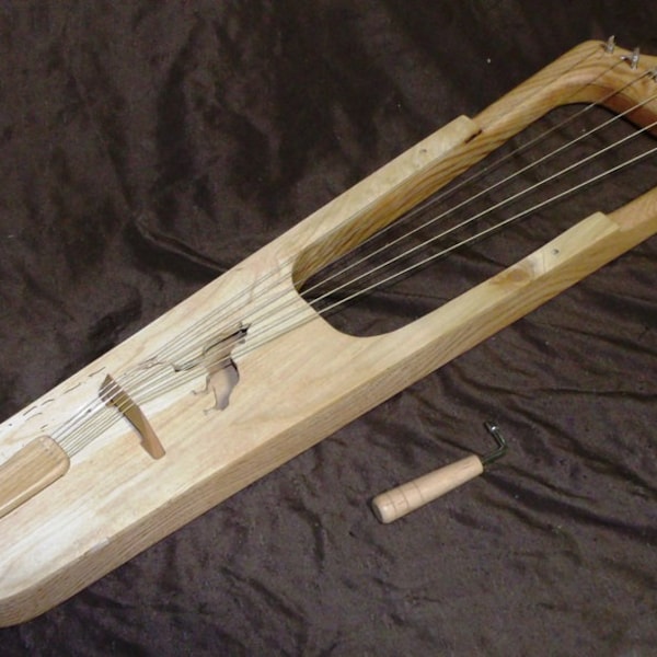 Lyre - Etsy