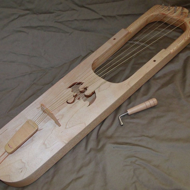 Lyre - Etsy