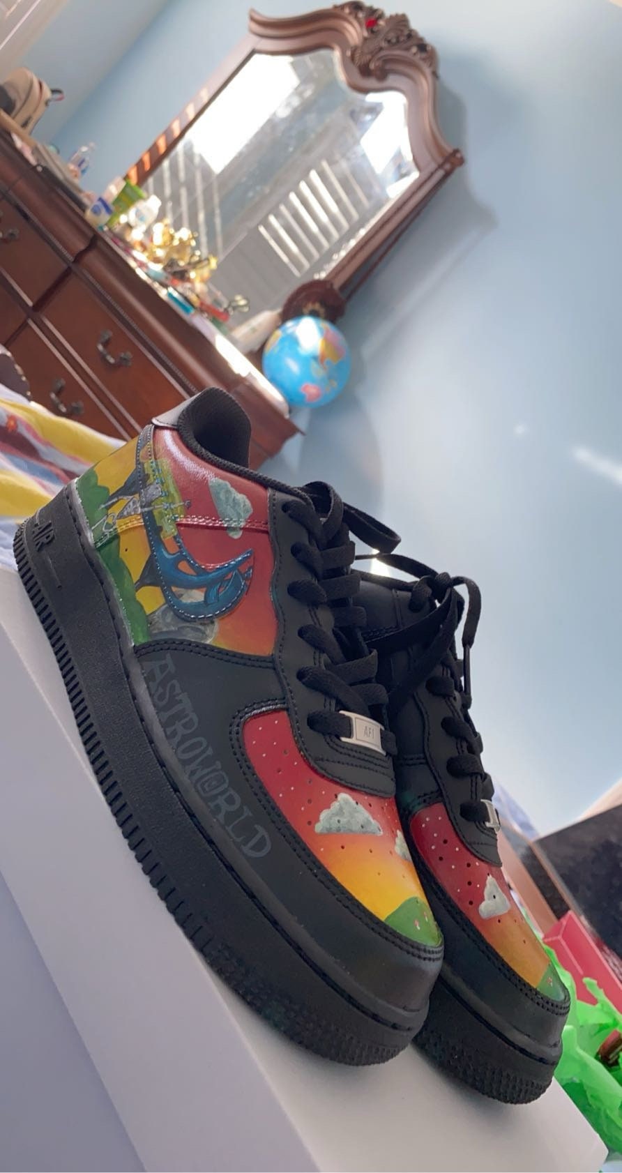 Custom Travis Scott Airforces - Etsy