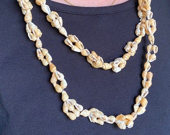 Conch Shell Necklace - Etsy