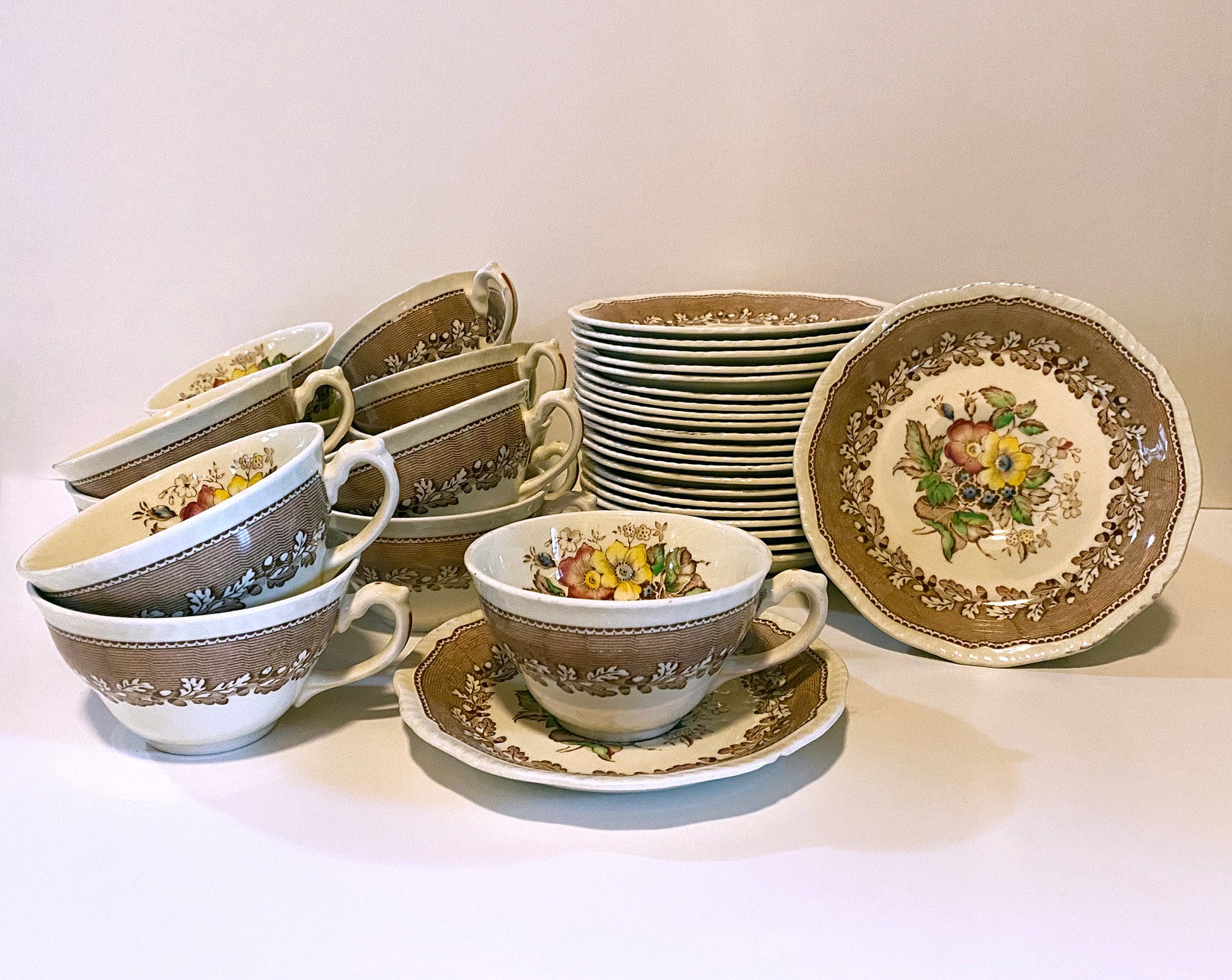 RARE Devon-ware #7 Teacups and Saucers - Etsy