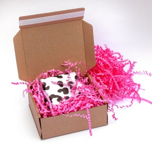 Shredded Paper Luxury 1kg Pink Packaging for Gift Boxes, Zigzag Mailer ...