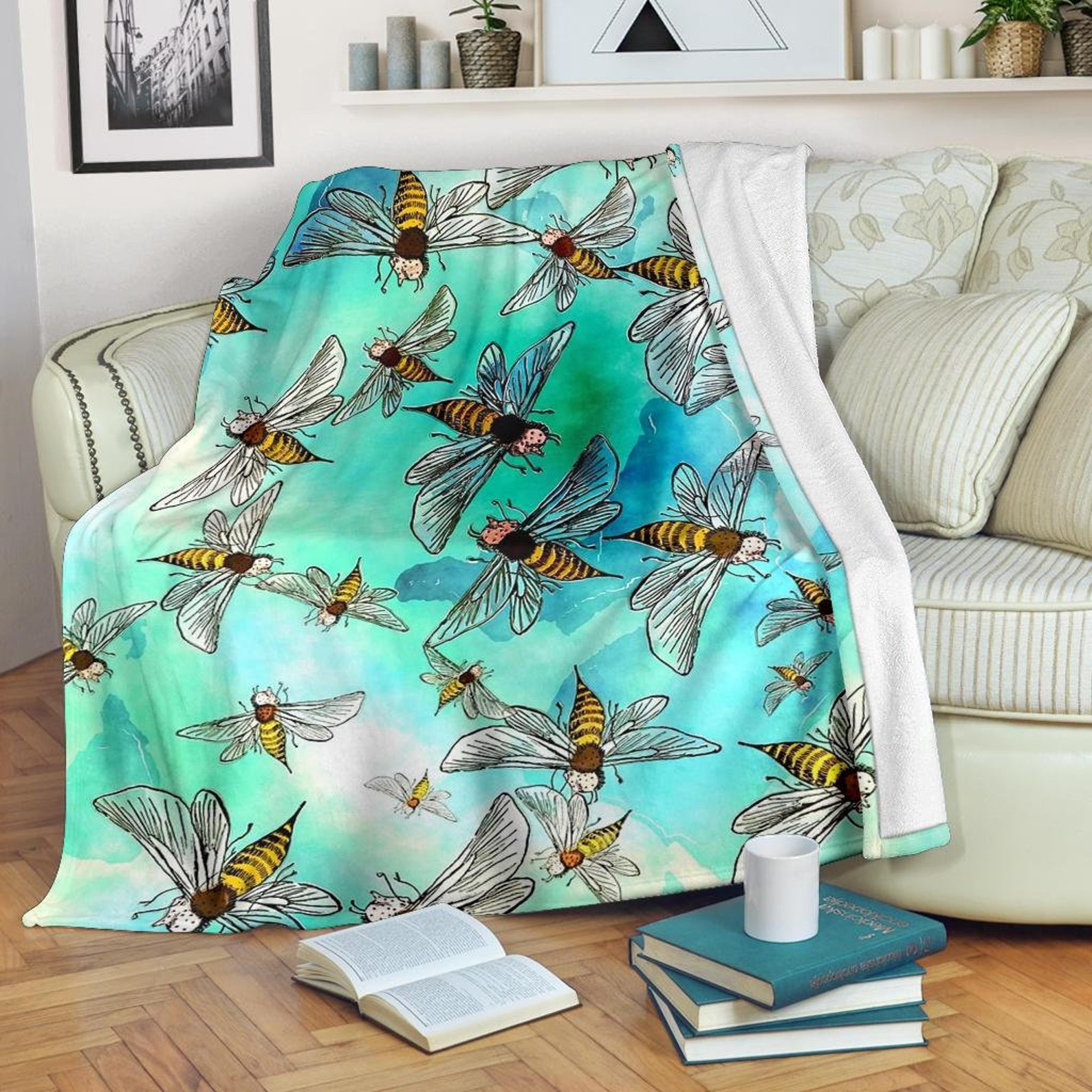Bee Blanket / Bee Cozy Blanket / Bee Throw Blanket / Bee - Etsy Ireland