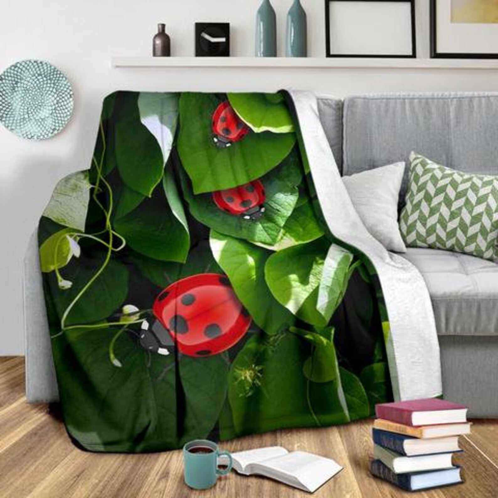 Ladybug Blanket / Ladybug Throw Blanket / Ladybug Fleece - Etsy