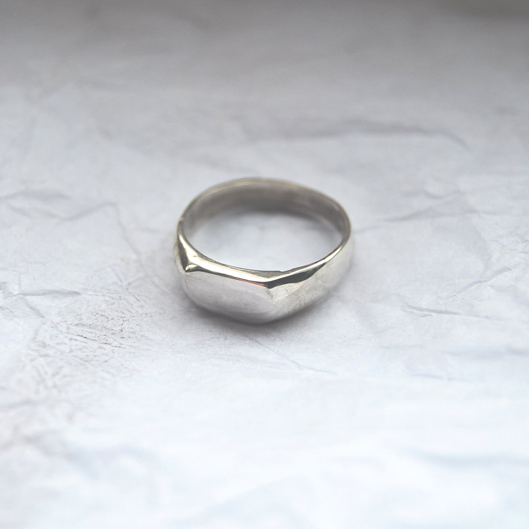 Small Signet Ring - Etsy
