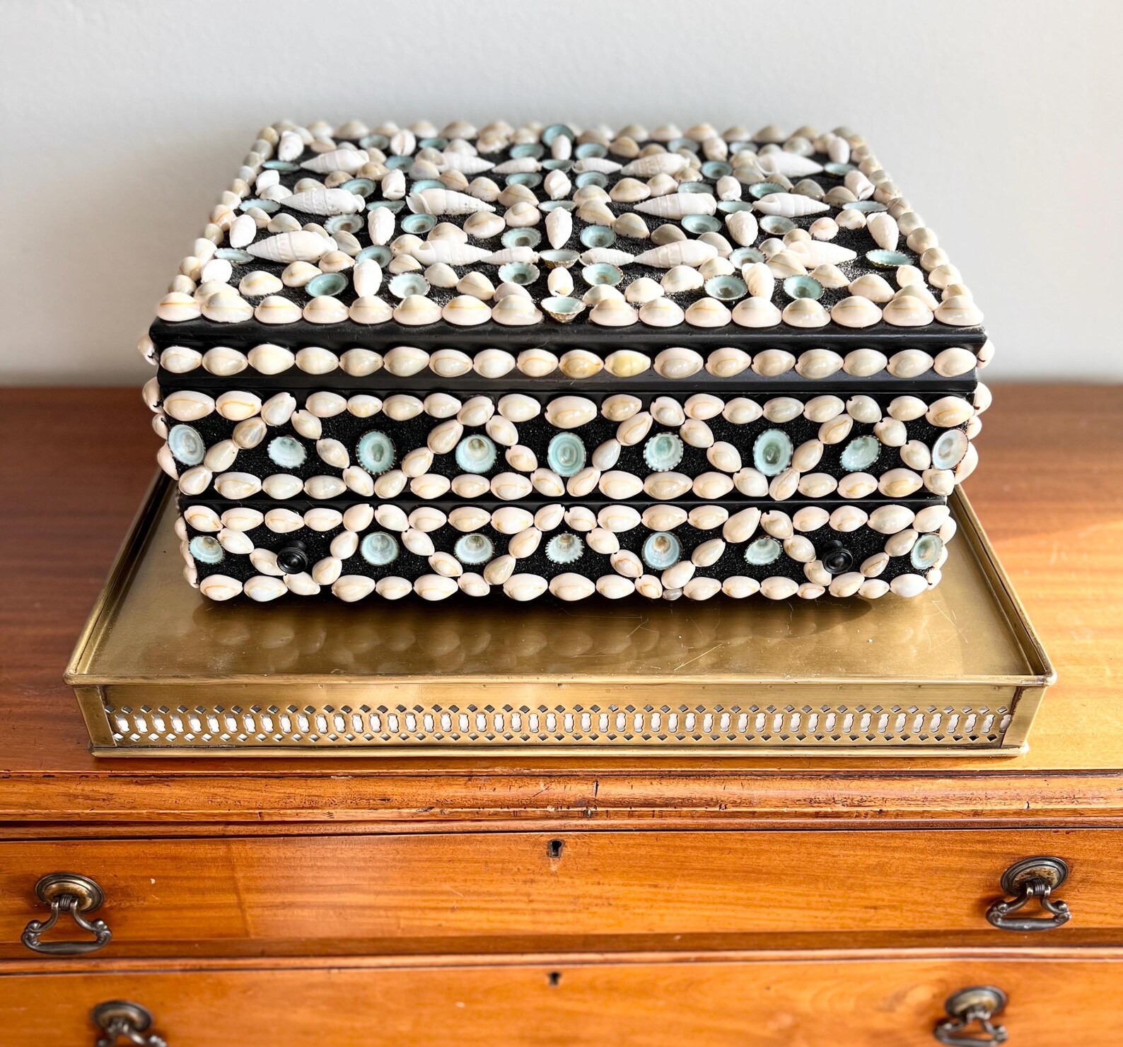 Custom Seashell Silverware Box, Seashell Art, Decorative Box, Shell Art ...