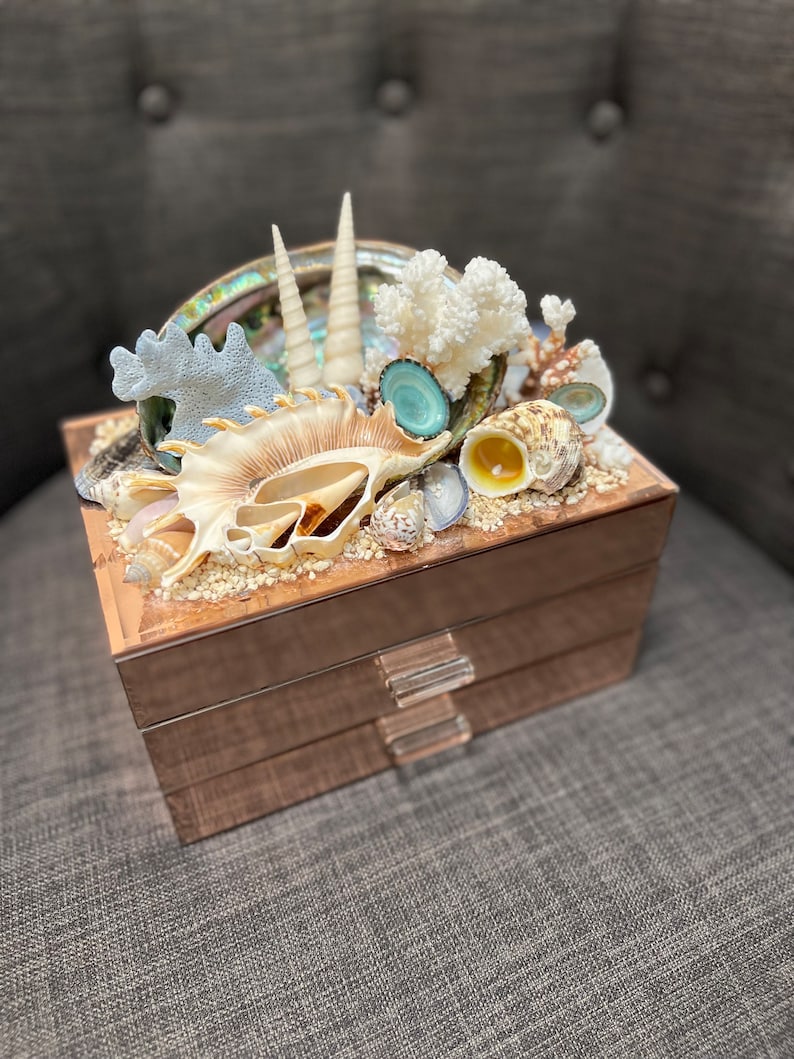 Custom Seashell Jewelry Box, Seashell Art, Decorative Box, Shell Art ...