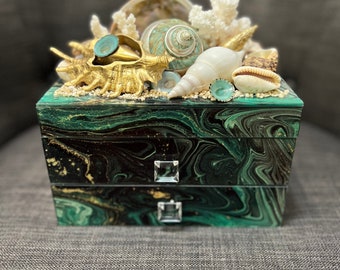 Custom Seashell Jewelry Box, Seashell Art, Decorative Box, Shell Art ...