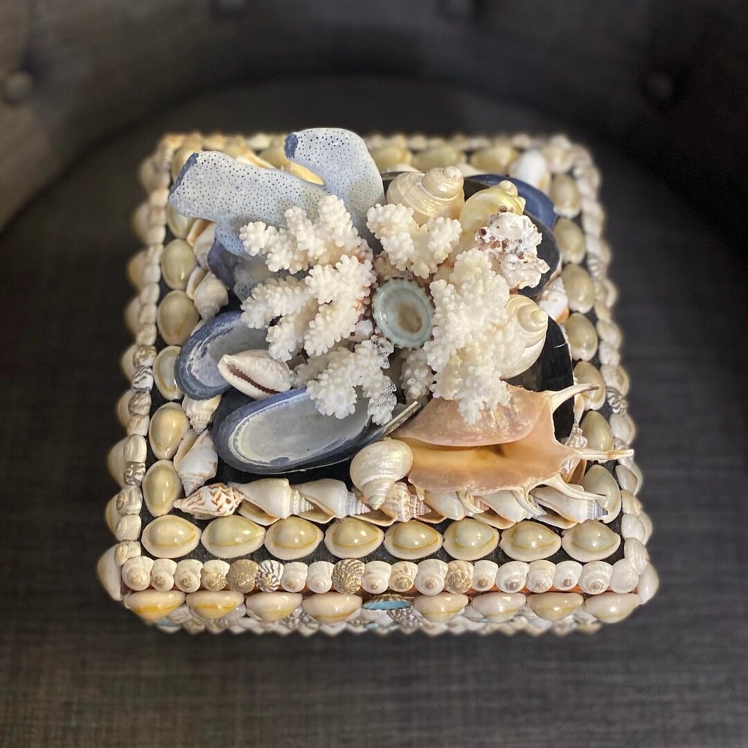 Custom Seashell Jewelry Box, Seashell Art, Decorative Box, Shell Art ...