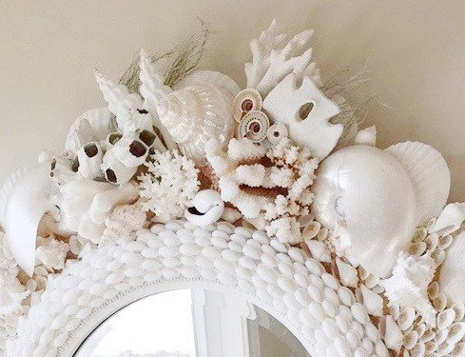 Seashell Mirror, Seashell Art, Hanging Shell Mirror, Shell Art, Coastal ...