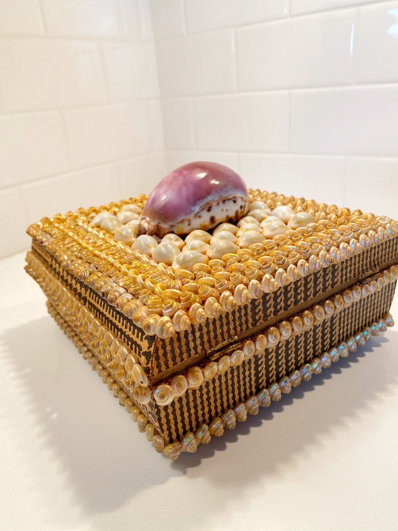 Seashell Jewelry Box, Seashell Art, Decorative Box, Shell Art, Coastal ...
