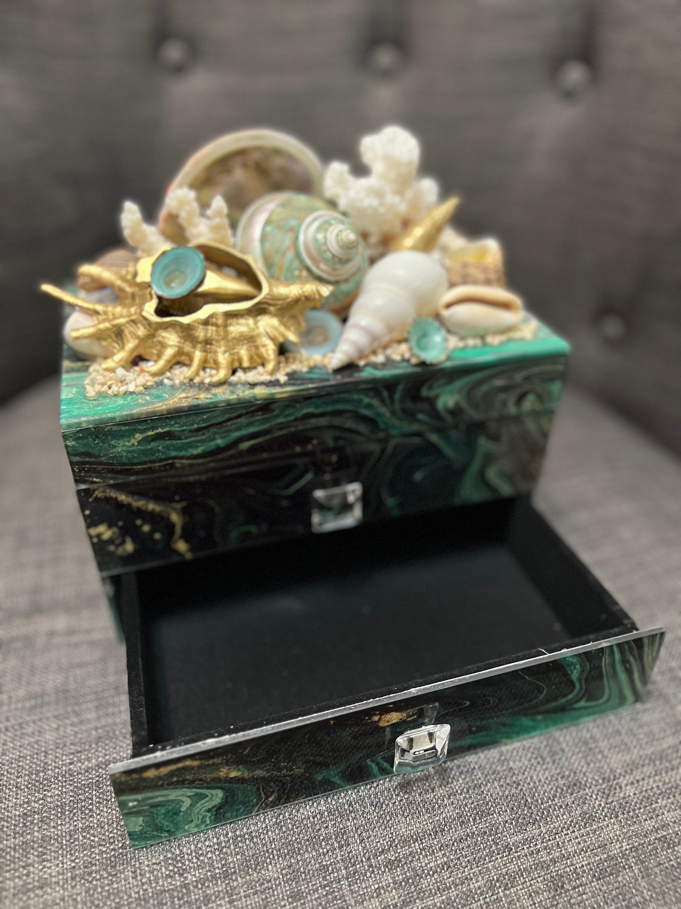 Custom Seashell Jewelry Box, Seashell Art, Decorative Box, Shell Art ...