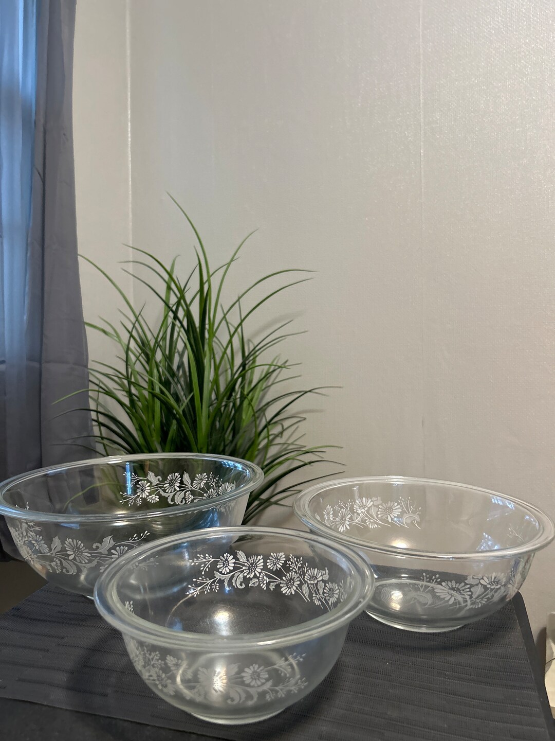 Vintage Set of 3 Pyrex White Lace Colonial Mist Mixing Bowls 1980’s - Etsy