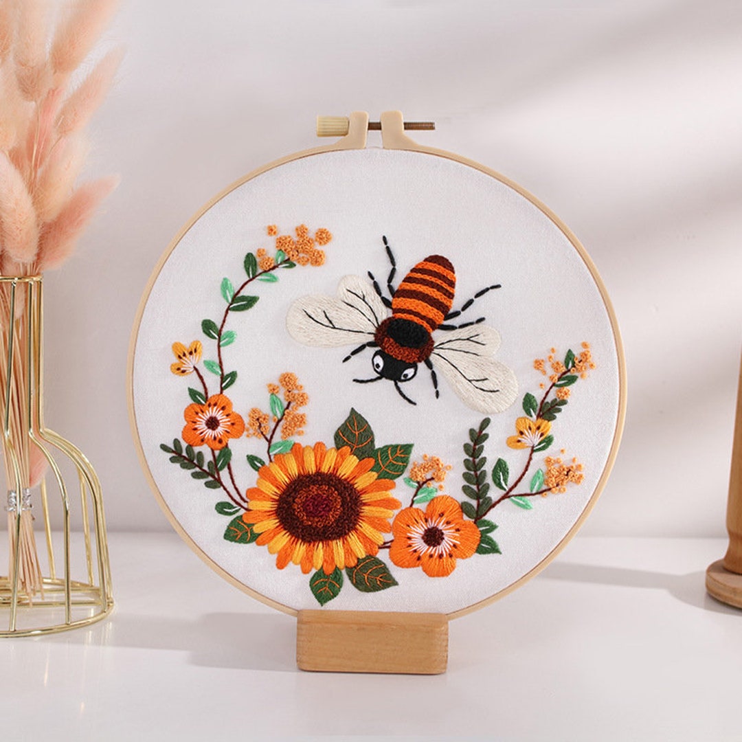Bee Embroidery Kit, Easy Embroidery Kit for Beginner, Cross Stitch ...