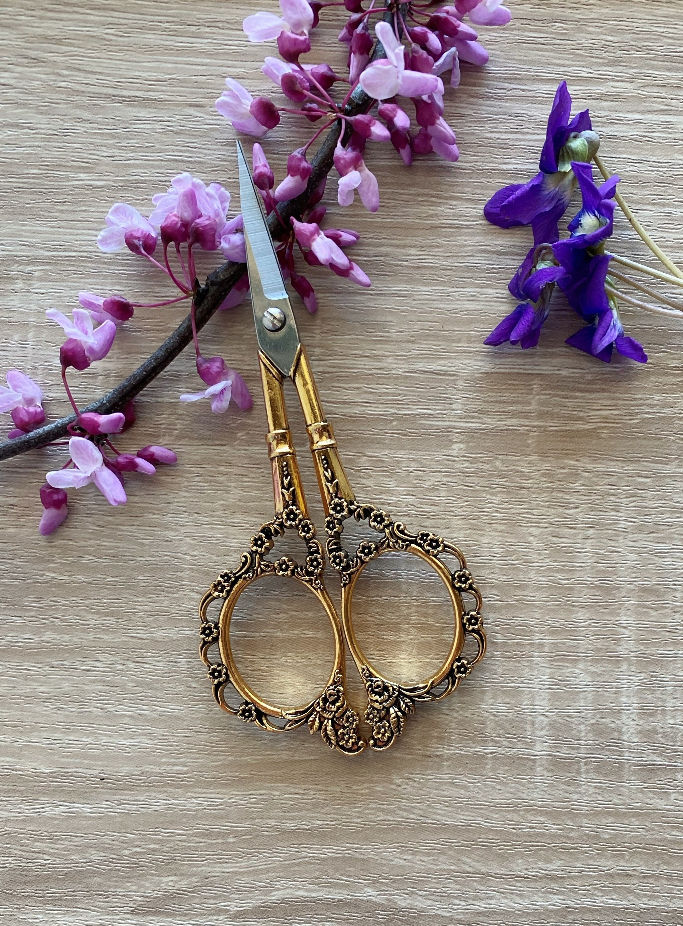 Embroidery Scissors Cherry Blossom Scissors Floral - Etsy 日本